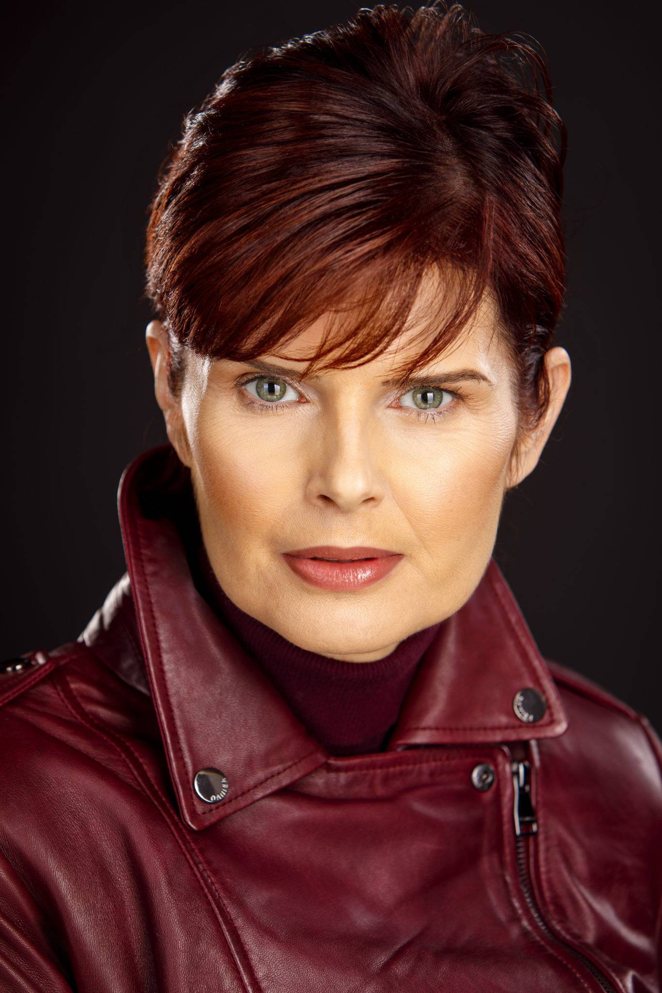 Carrie Genzel - Award-Winning Canadian Actor & Producer